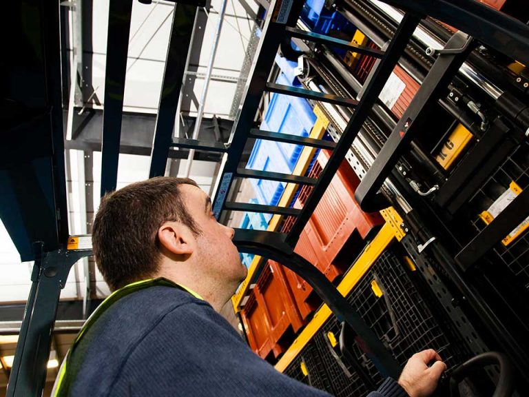 Materials Handling Equipment (MHE) Training Accreditation - RTITB