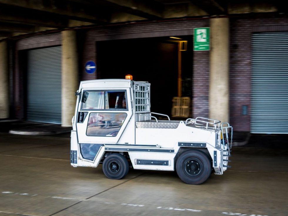 Employers risking staff safety by overlooking baggage tug operations, warns RTITB Airside - RTITB